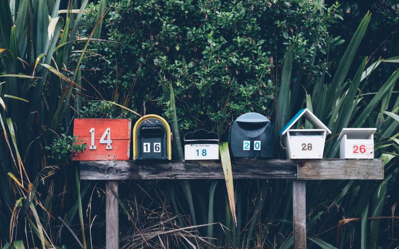 These USPS Paw Print Stickers Are Protecting Mail Carriers! – Perfectway.me